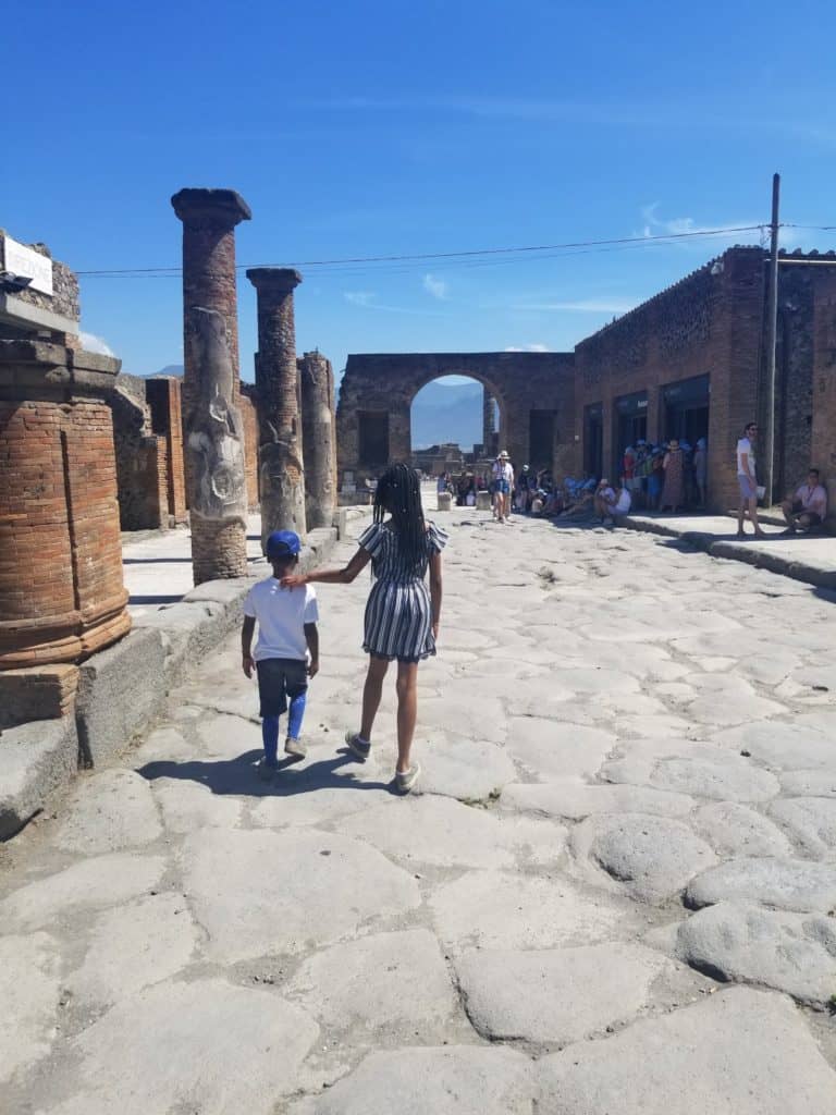 What To Do In Naples Italy With Kids - SMILES ON ARRIVAL